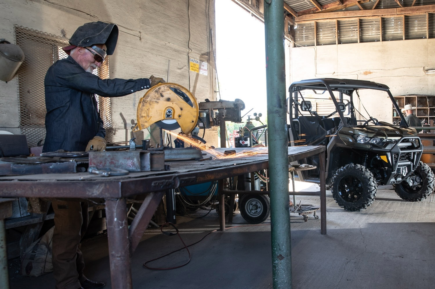 Closer Look at the 2020 Defender 6x6 and Pro - Dirt Trax Online