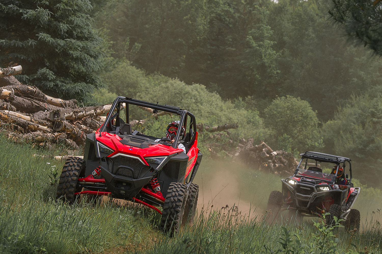 RZR vs RZR Showdown with Adrenaline Junkie - Dirt Trax Online