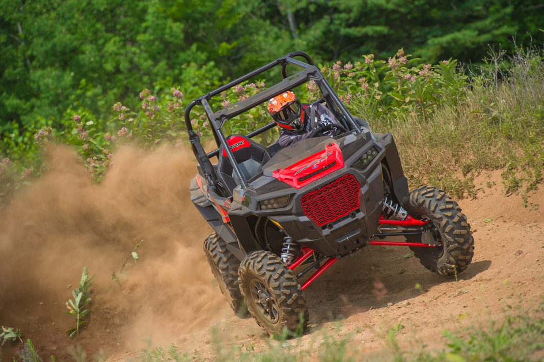 RZR XP TURBO VS RZR TURBO S - Dirt Trax Online