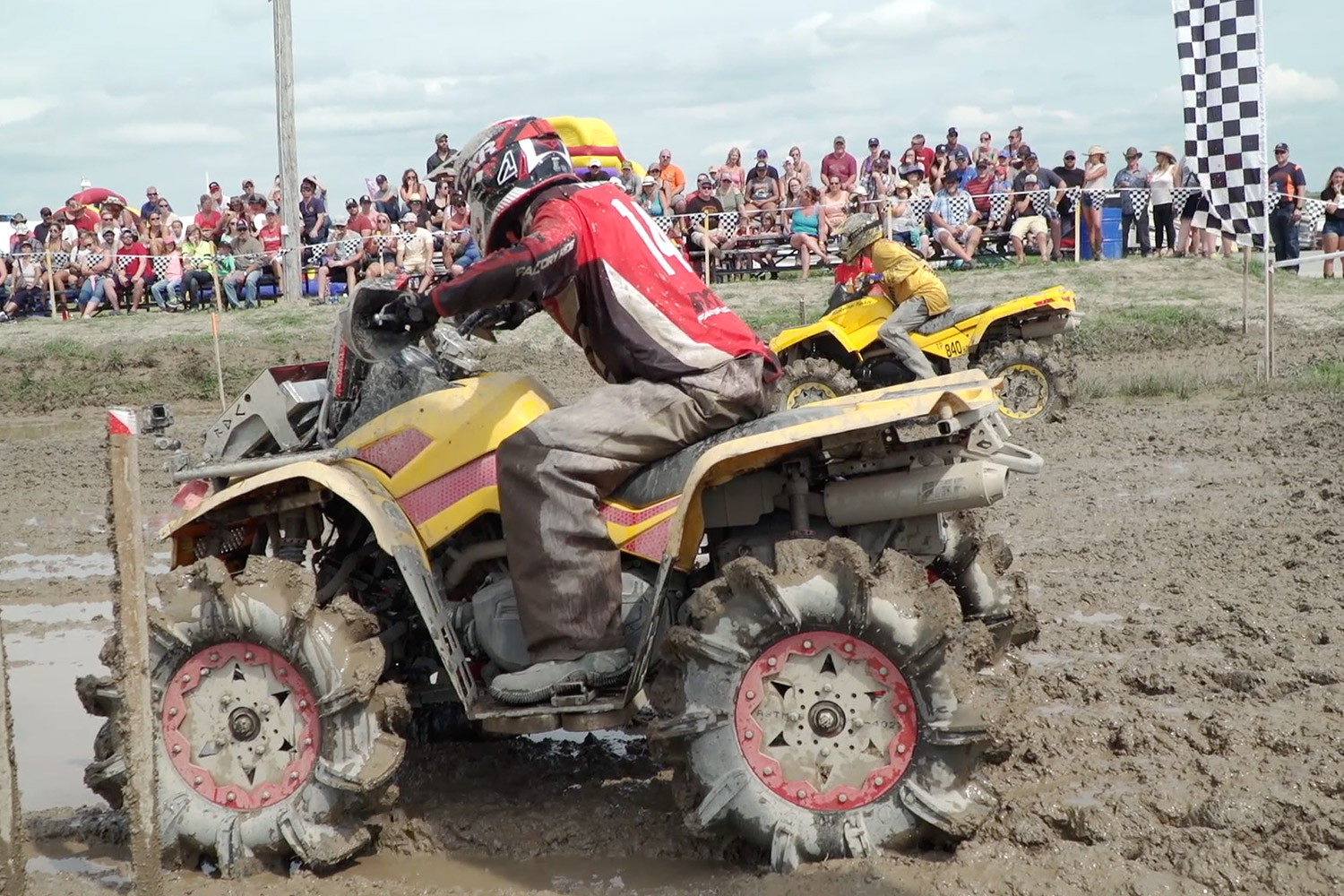 Mud Race Redemption - Dirt Trax Online